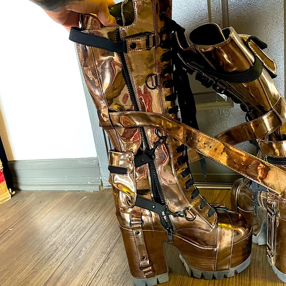 Dolls Kill | Shoes | Dollskill Chrome Metallic Platform Boots | Poshmark